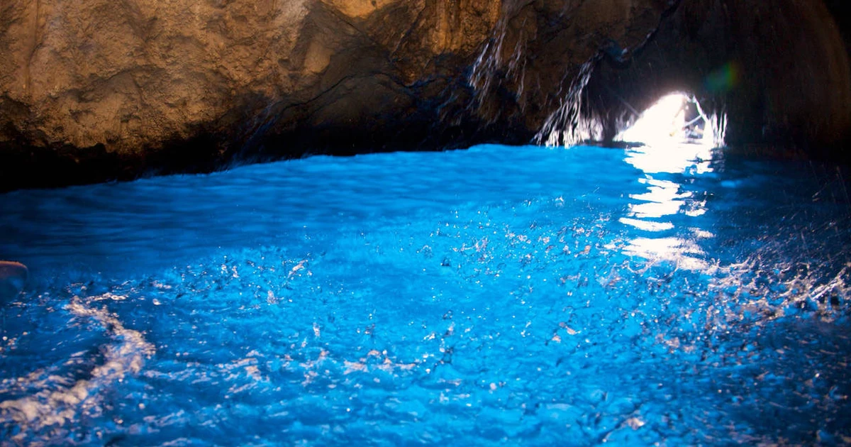 Blue Grotto Capri Swimming - One Of Italy's Must Dos