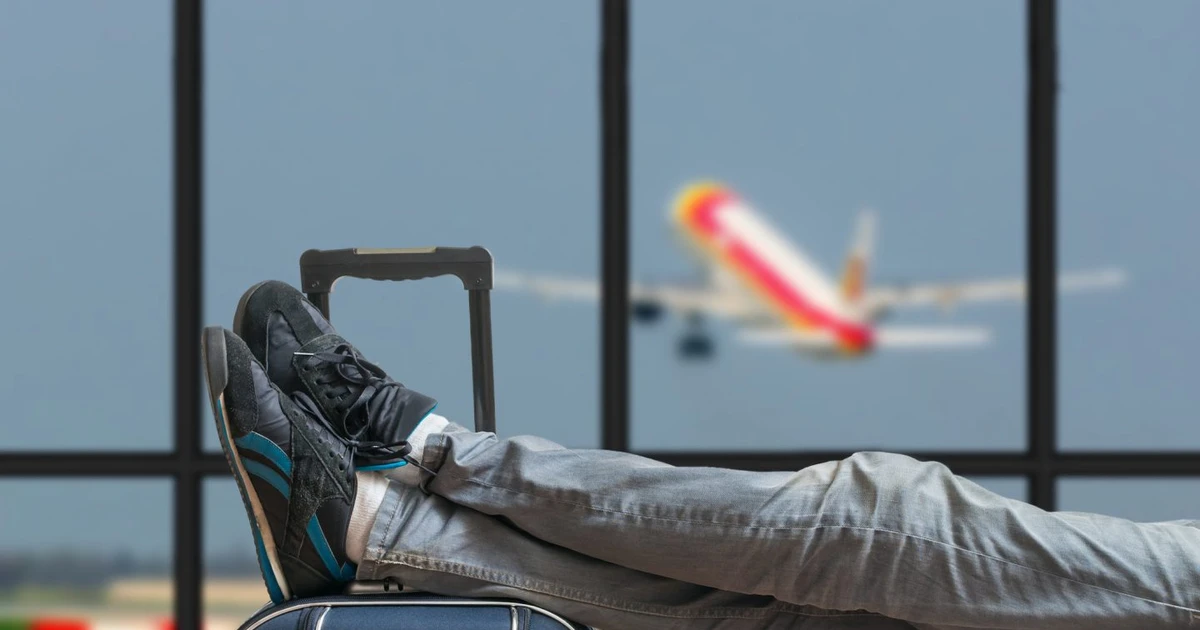 Beginner’s Guide To Airports And Flying In 2025 [Essential Tips]