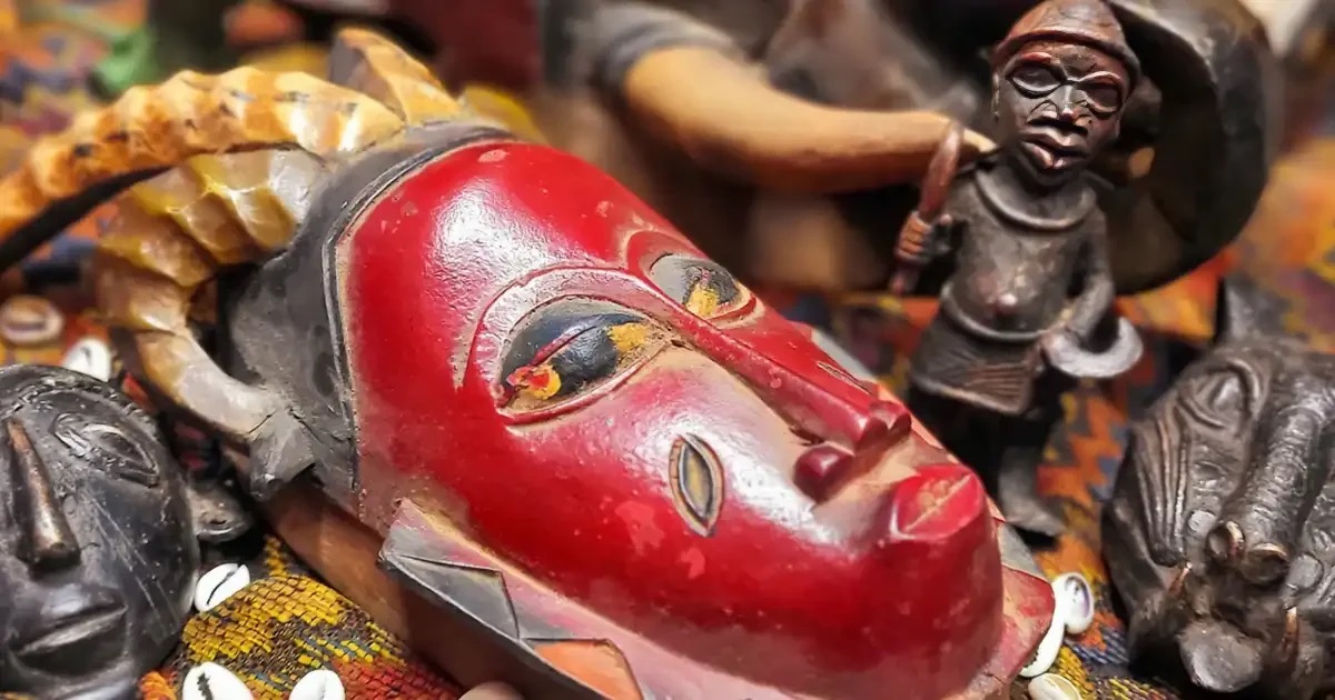 What Is Louisiana Famous For? 28 Iconic Traditions & Attractions